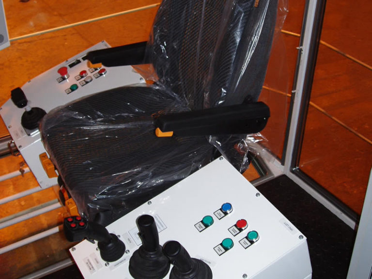 Fabrication de poste de conduite pour milieu industriel- Charles Rothermel